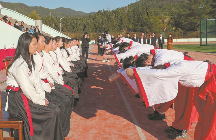 十八而志筑梦启航-文教 - 东南网